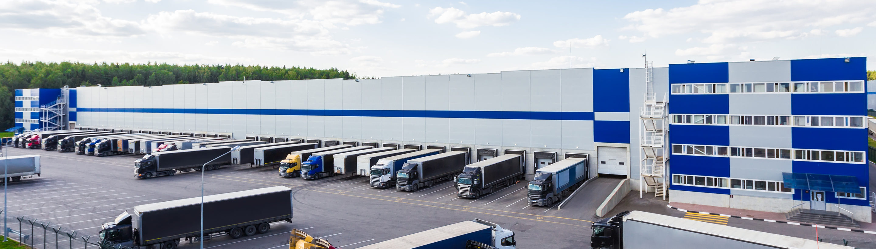 Learn if self fulfillment or outsourcing to a 3PL is best for your ...