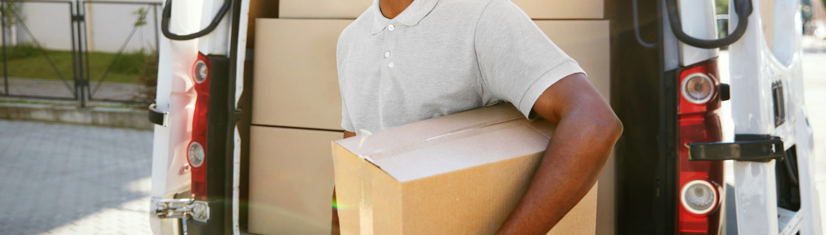 Best Shipping Options for Small Business | DCL Logistics