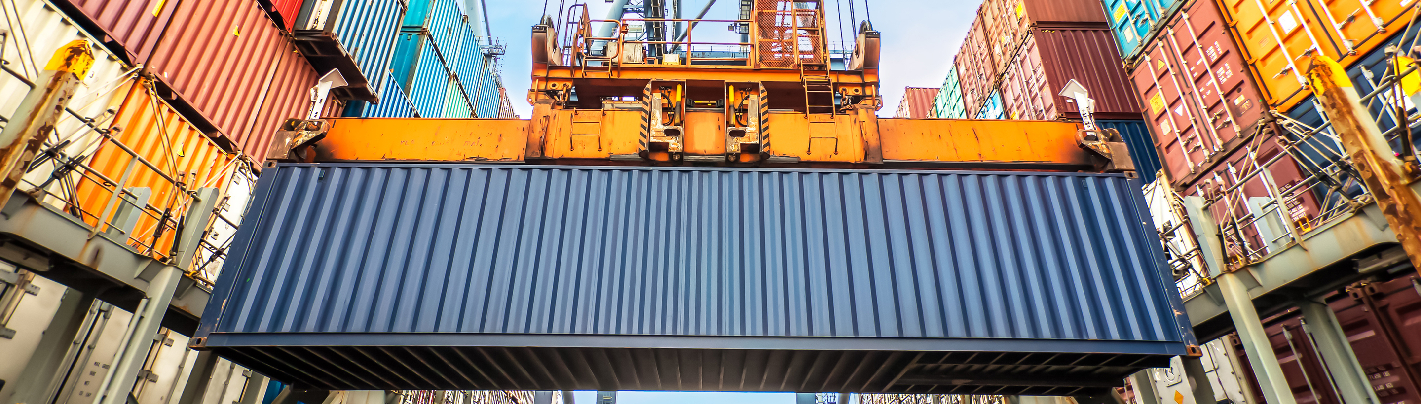 The Most Common Questions About Shippinng to Canada | DCL Logistics